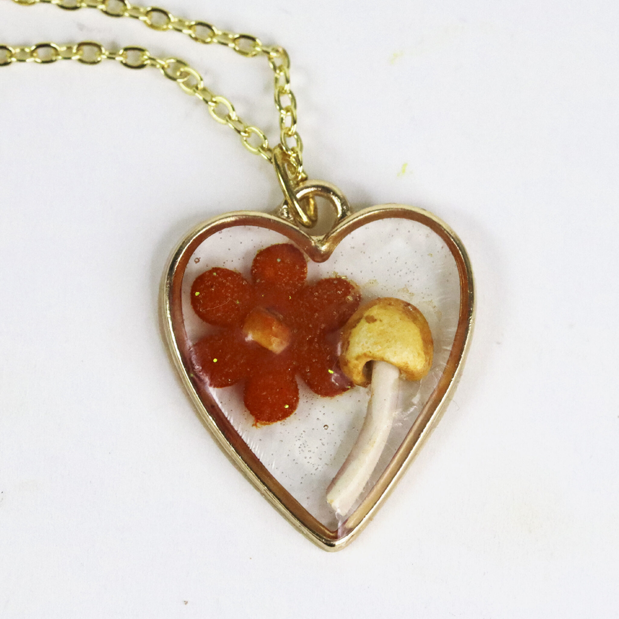 Step-by-Step Resin Fall Jewelry Tutorial with Mixed Media Techniques