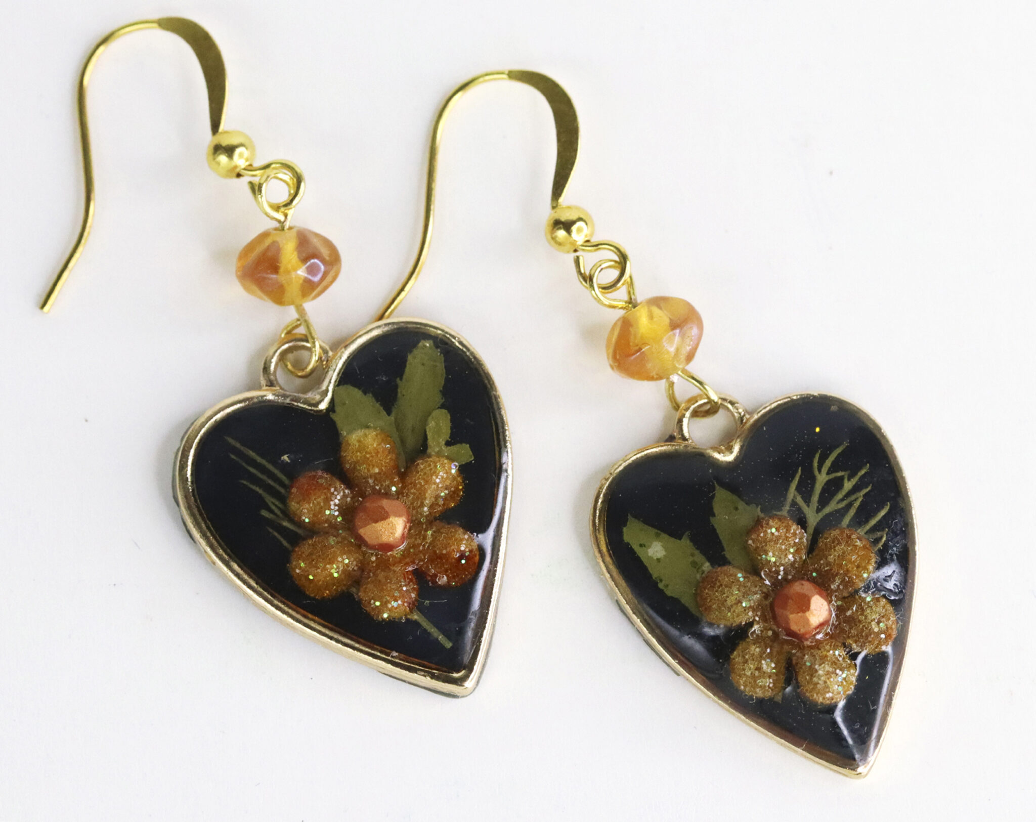 Step-by-Step Resin Fall Jewelry Tutorial with Mixed Media Techniques